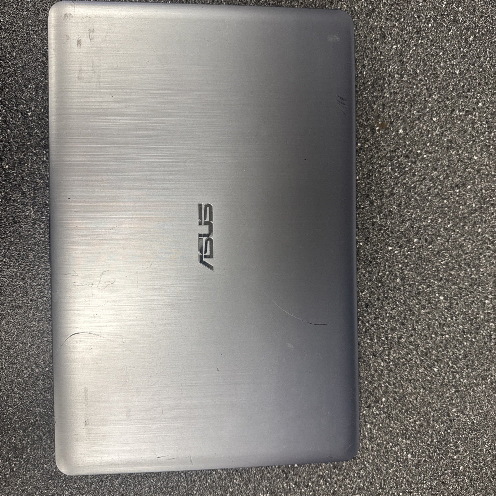 ASUS X540L Laptop, BATTERY NOT TESTED/SCRATCHES AND BUSTED HINGE ...